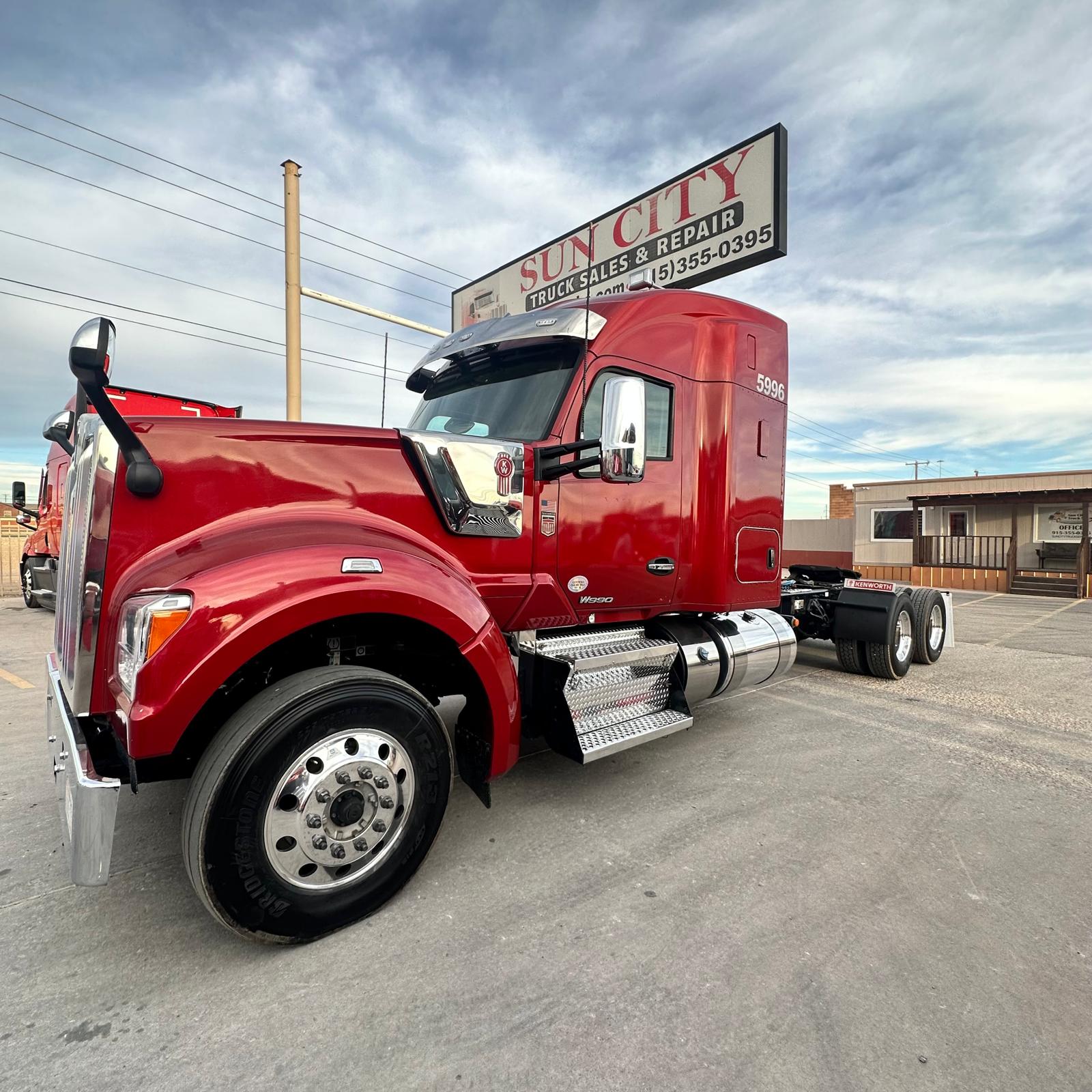 2021 KENWORTH W990 (HEAVY HAUL SPECS) | Sun City Trucks Sales