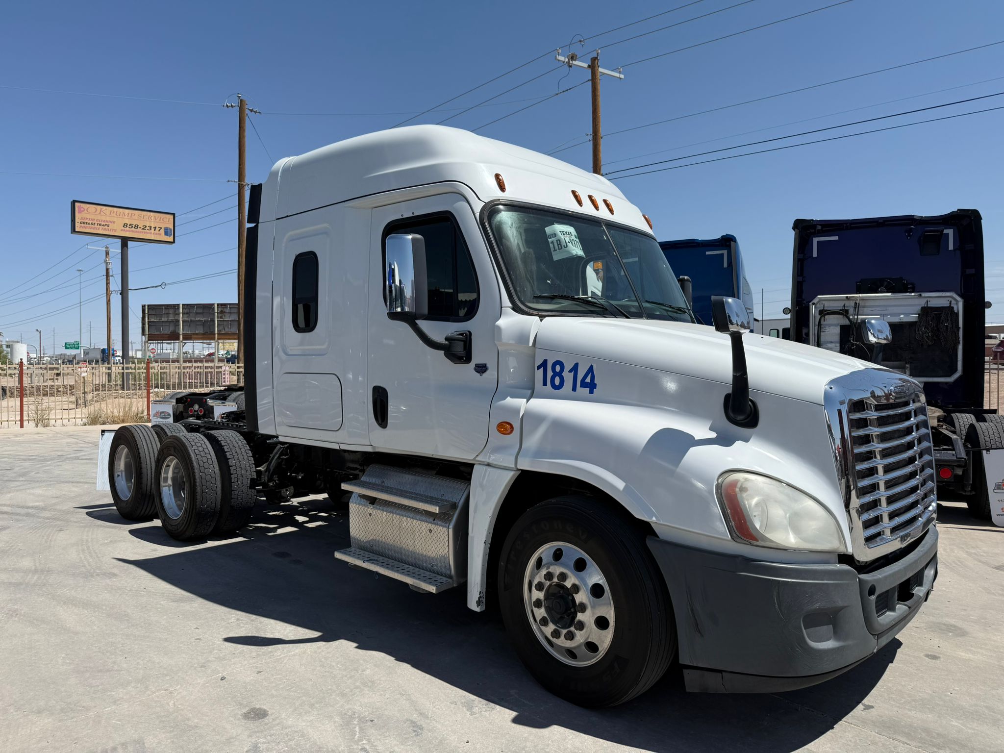 2018 FREIGHTLINER CASCADIA (WHITE) 3 IN STOCK!!! | Sun City Trucks Sales