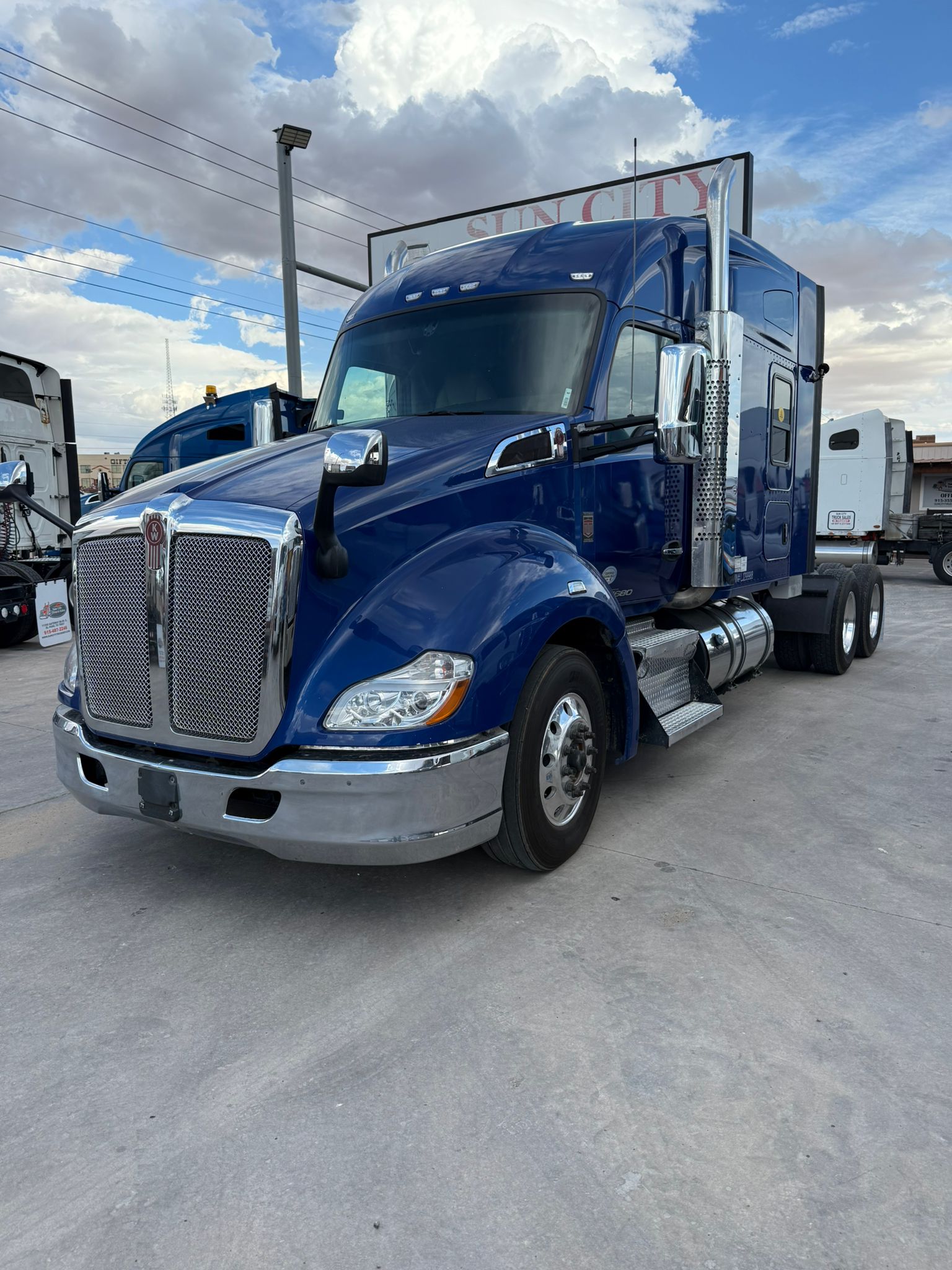 2020 KENWORTH T680 MR (BLUE) | Sun City Trucks Sales